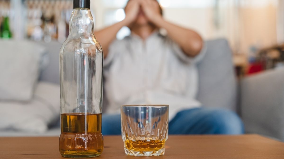 Biggest Signs of an Alcoholic Family Member